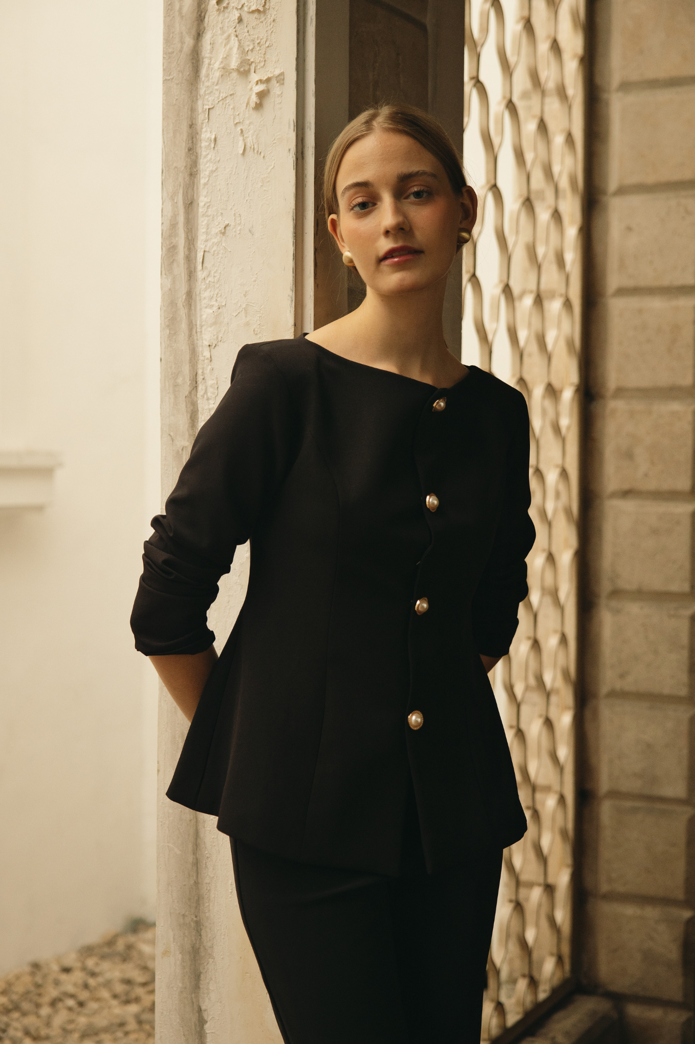 Constance Top in Black– Vania Romoff Online