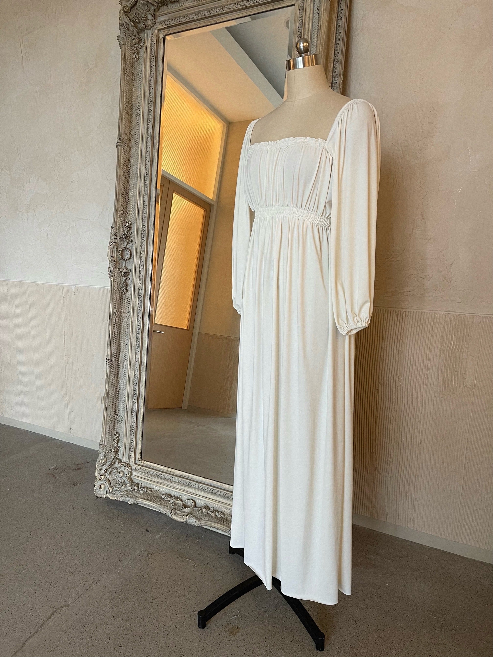 RTW - Dresses– Page 2 – Vania Romoff Online